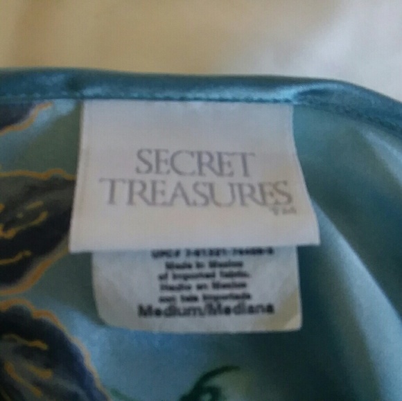 Secret Treasures | Intimates & Sleepwear | Secret Treasure Gown M ...